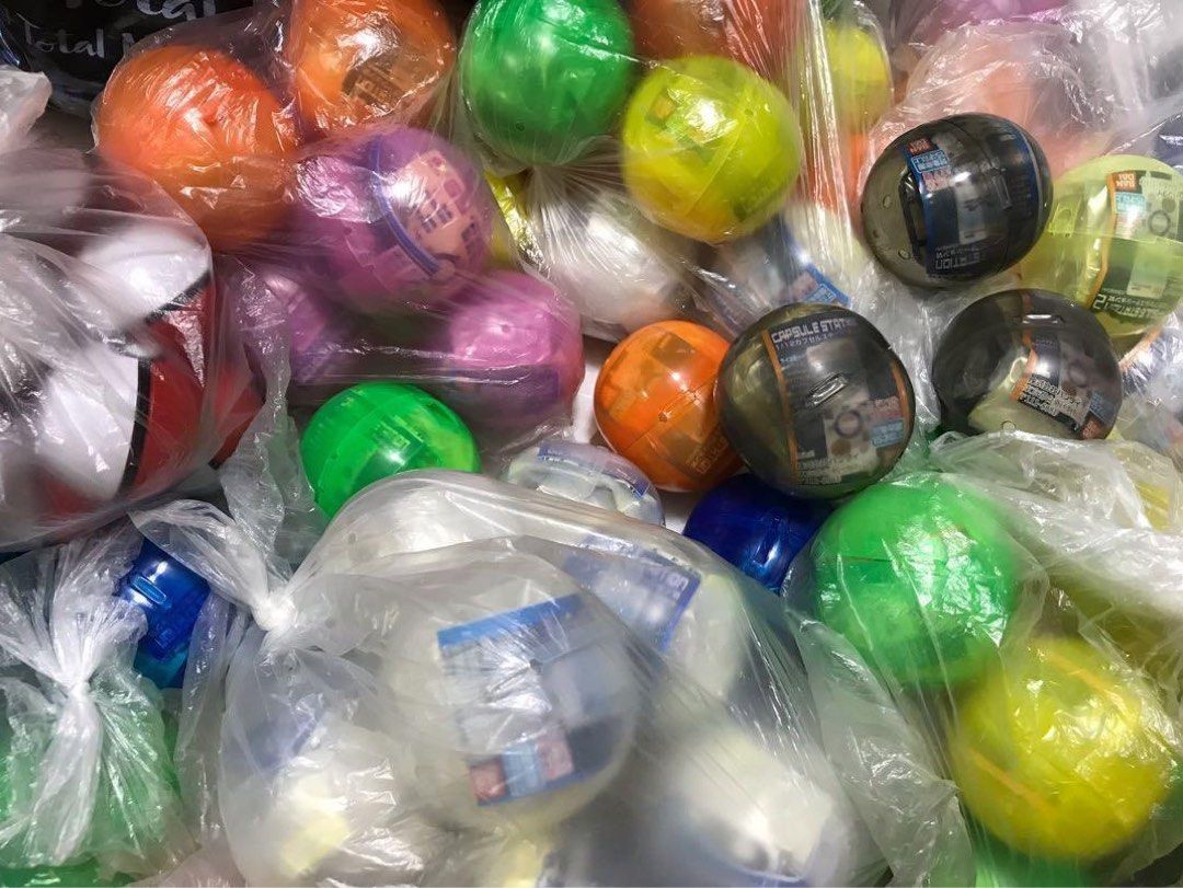 Anpanman Capsule Toy Story Pokemon Pikachu Gacha Buzz Lightyear ...