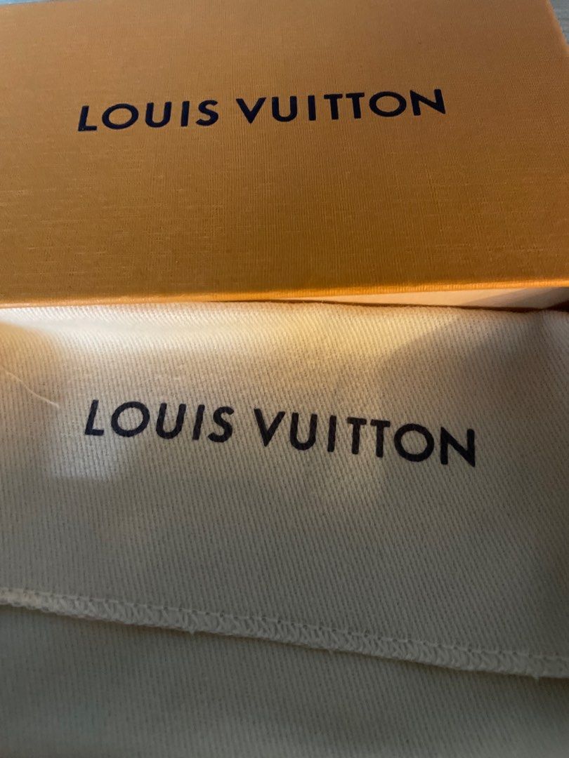 Authentic Louis Vuitton LV card holder, Women's Fashion, Watches ...