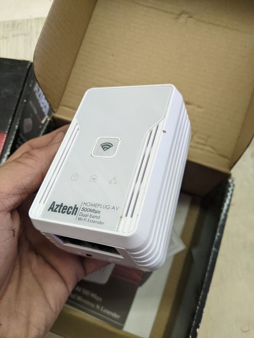 Aztech wifi extenders, Computers & Tech, Parts & Accessories ...