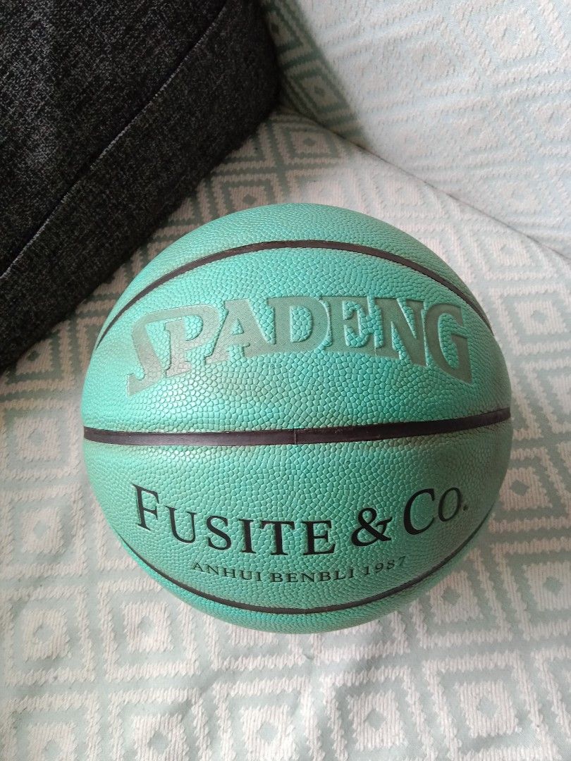 Basketball Fusite & Co. spadeng, Sports Equipment, Sports & Games ...