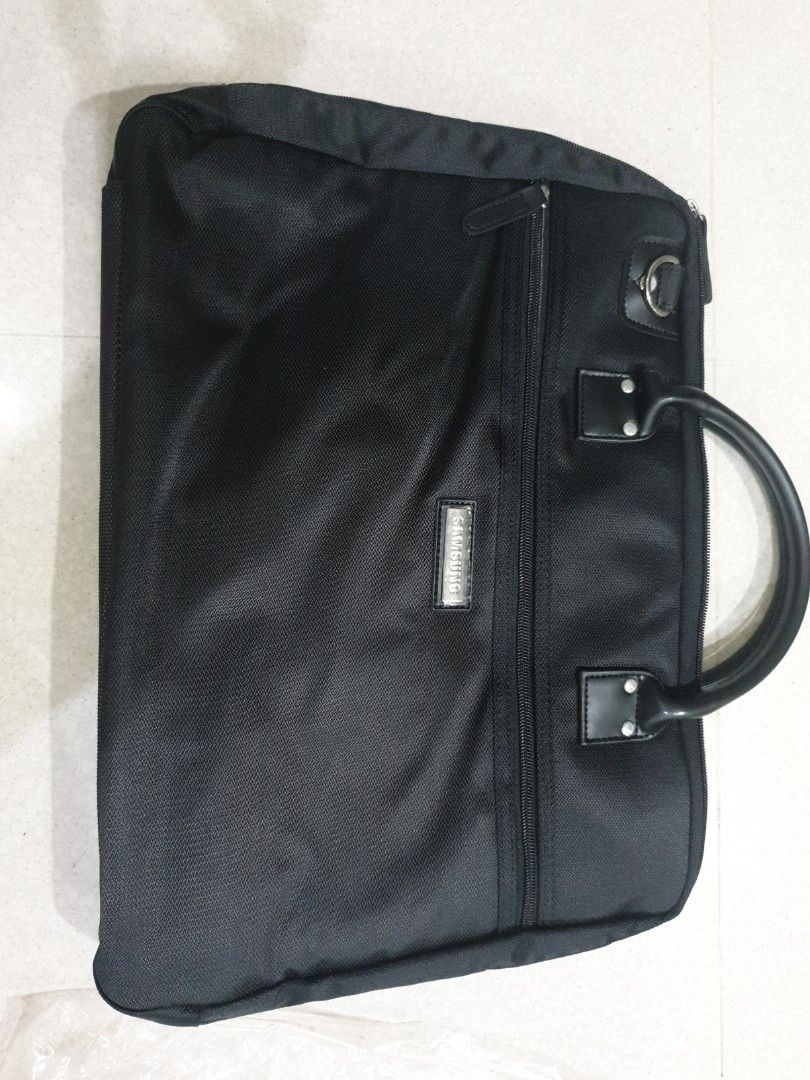 Brand New Samsung Laptop Bag, Computers & Tech, Parts & Accessories ...