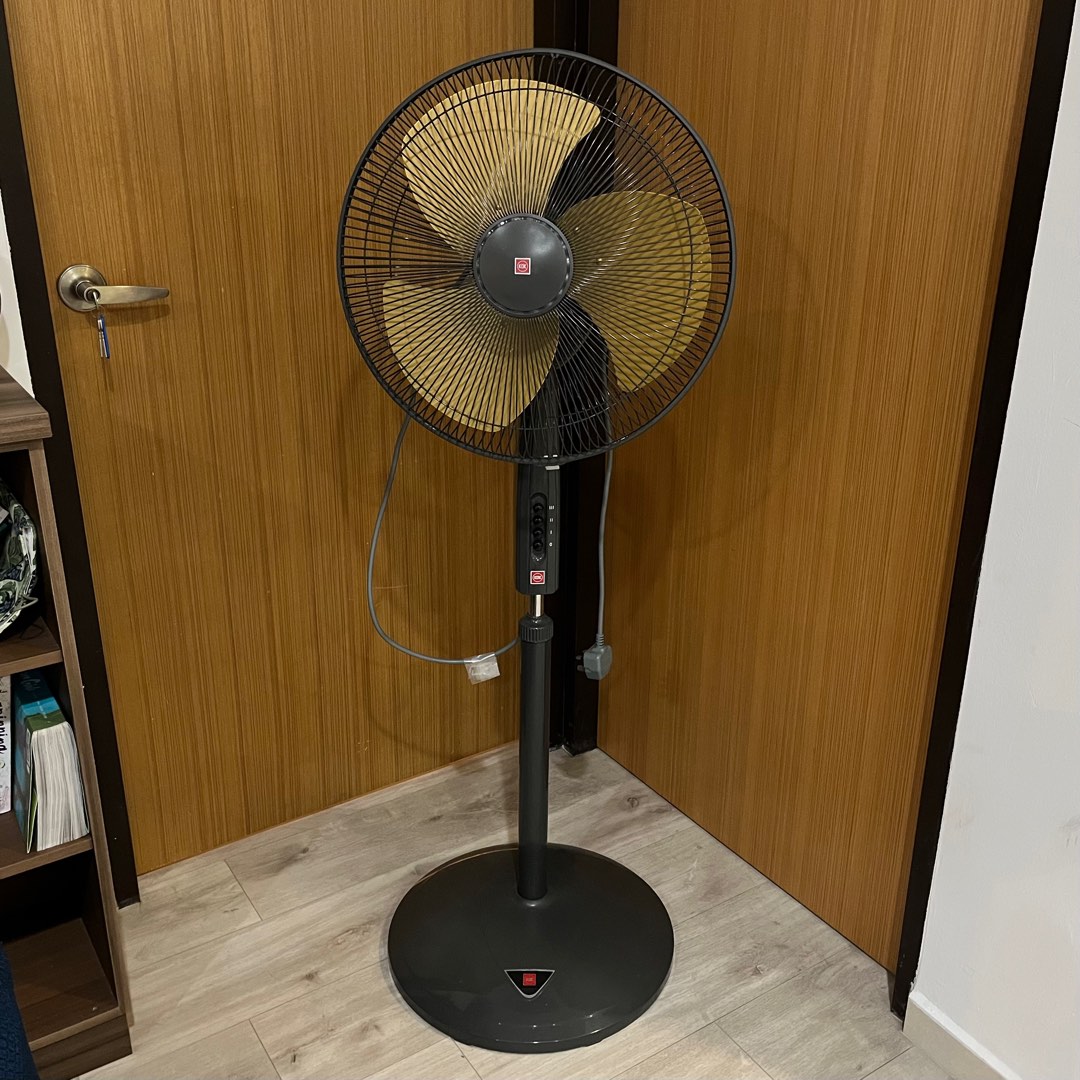 Broken KDK Standing Fan, Furniture & Home Living, Lighting & Fans, Fans ...