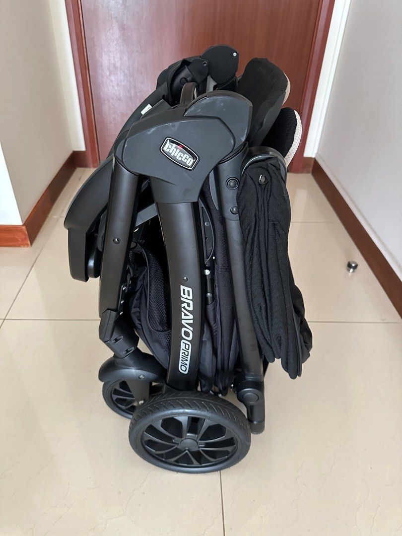 Chicco Bravo Primo, Babies & Kids, Going Out, Strollers on Carousell