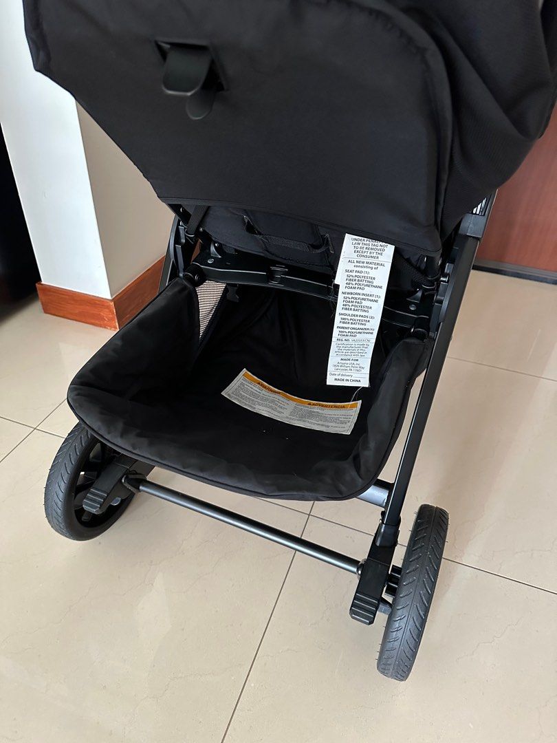 Chicco Bravo Primo, Babies & Kids, Going Out, Strollers on Carousell