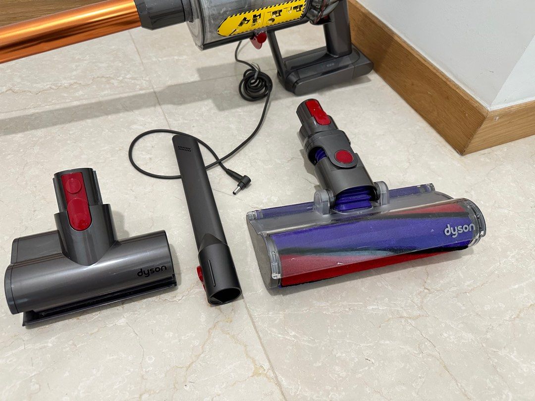 Dyson SV12 Absolute Cordless Stick Vacuum, TV & Home Appliances, Vacuum ...