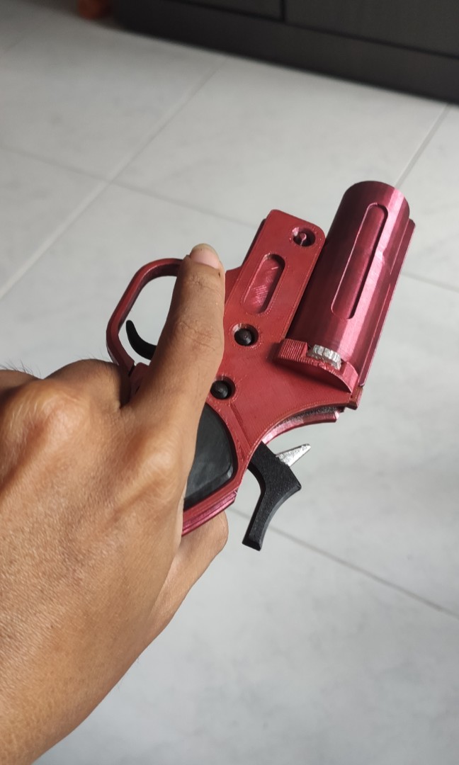 Flare gun props, Hobbies & Toys, Toys & Games on Carousell