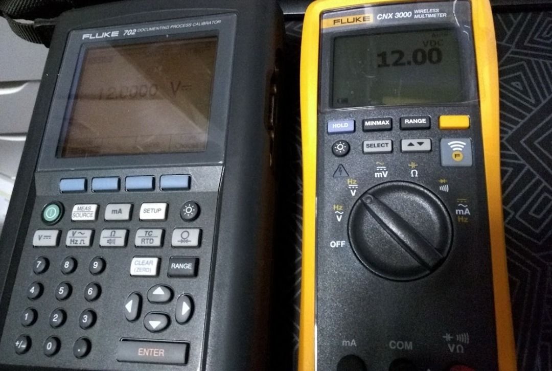 FLUKE 702 Calibrator., 其他, 其他 - Carousell