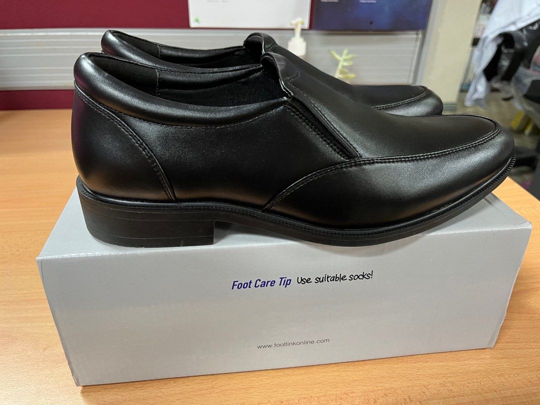 Footlink Medical Shoes, Men's Fashion, Footwear, Dress shoes on Carousell