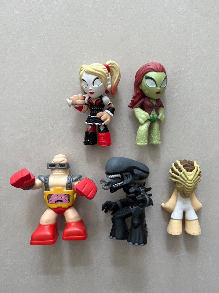 Funko Mystery Minis Harley Quinn/Poison Ivy/Krang/Alien Xenomorph ...