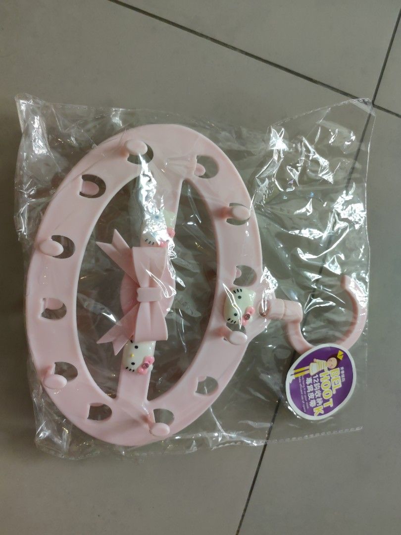 Hello Kitty Hanger, Furniture & Home Living, Home Decor, Other Home ...