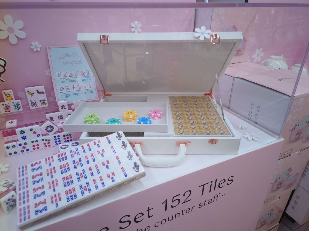 Hello kitty mahjong set 2023 (NTUC collectors, limited edition ...