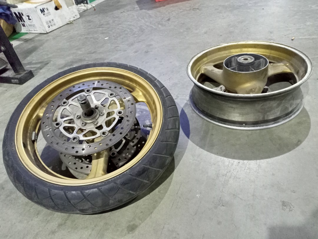 Honda cb400 VTEC rims, Motorcycles, Motorcycle Accessories on Carousell