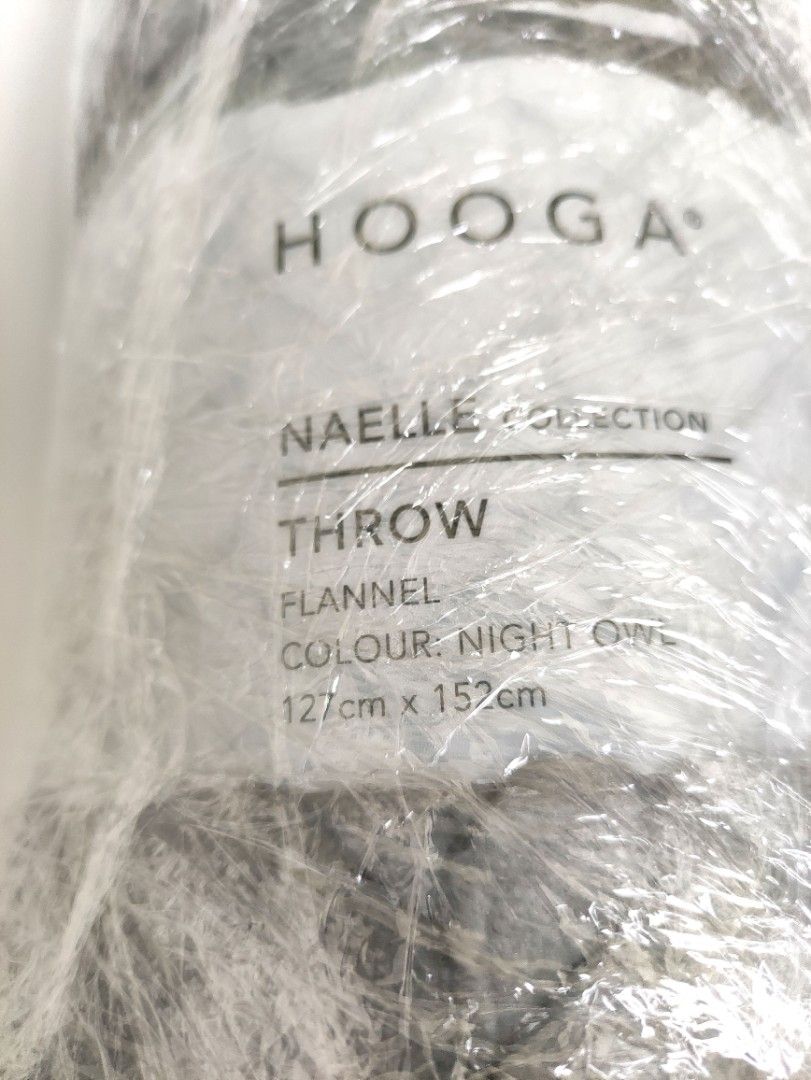 Hooga Throw, Furniture & Home Living, Bedding & Towels on Carousell