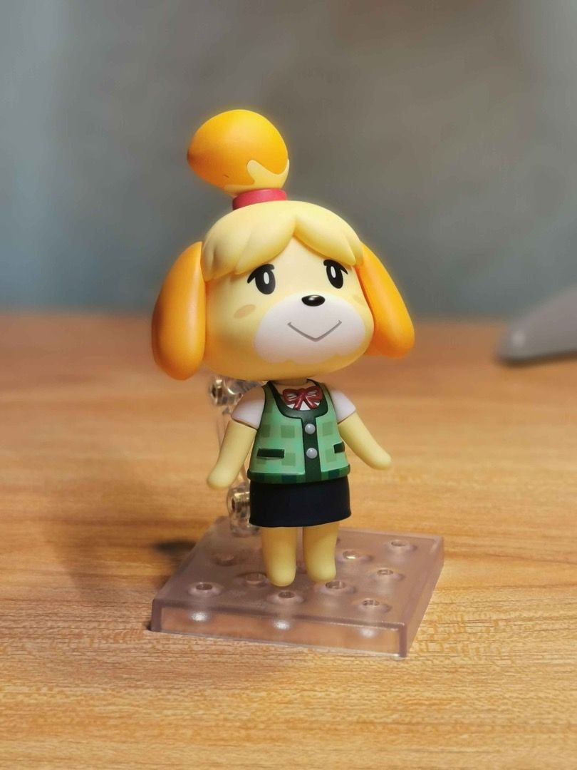 Isabelle / Shizue Nendoroid 327, Hobbies & Toys, Toys & Games on Carousell