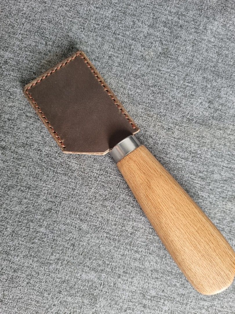 Japanese Skiving Knife with Horween leather sheath, Hobbies & Toys ...