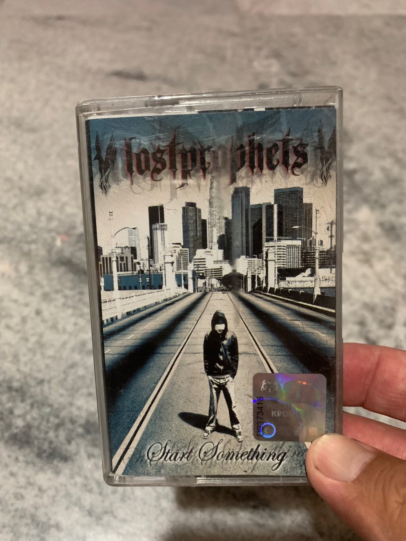 Kaset lostprophets, Hobbies & Toys, Music & Media, CDs & DVDs on Carousell