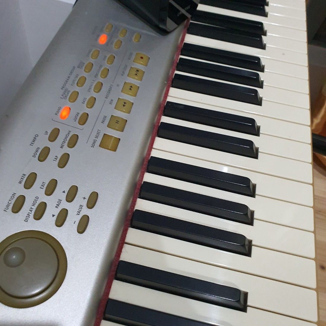 Korg SP-500 Digital Piano 88 Keys, Hobbies & Toys, Music & Media ...
