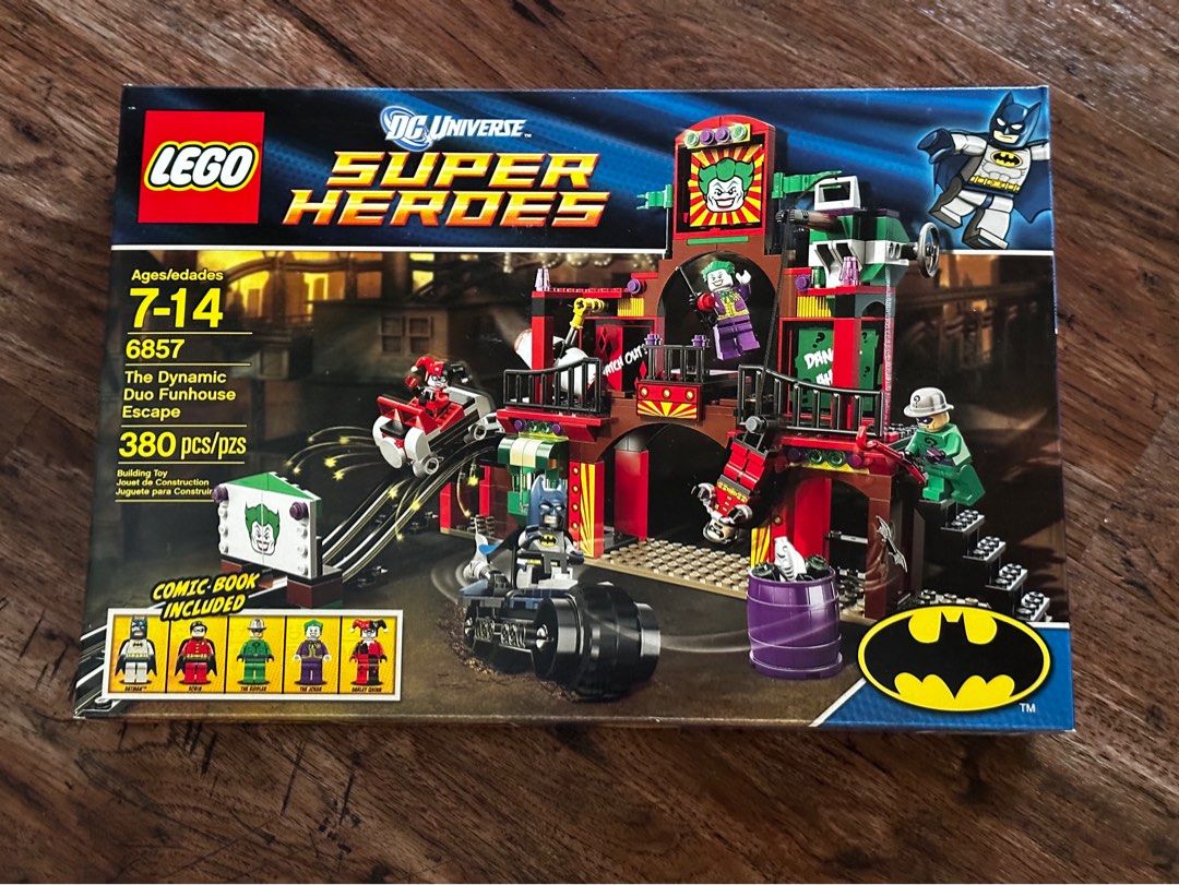 Lego The Dynamic Duo Funhouse Escape 6857, Hobbies & Toys, Toys & Games ...