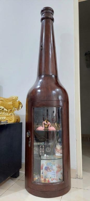 Lemari Jati Unik Bentuk Botol, Perabotan Rumah di Carousell