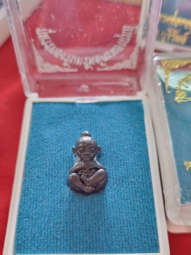 LP Goy Kumanthong Wat Khao Din Tai BE2557 Thai Amulet, Hobbies & Toys ...