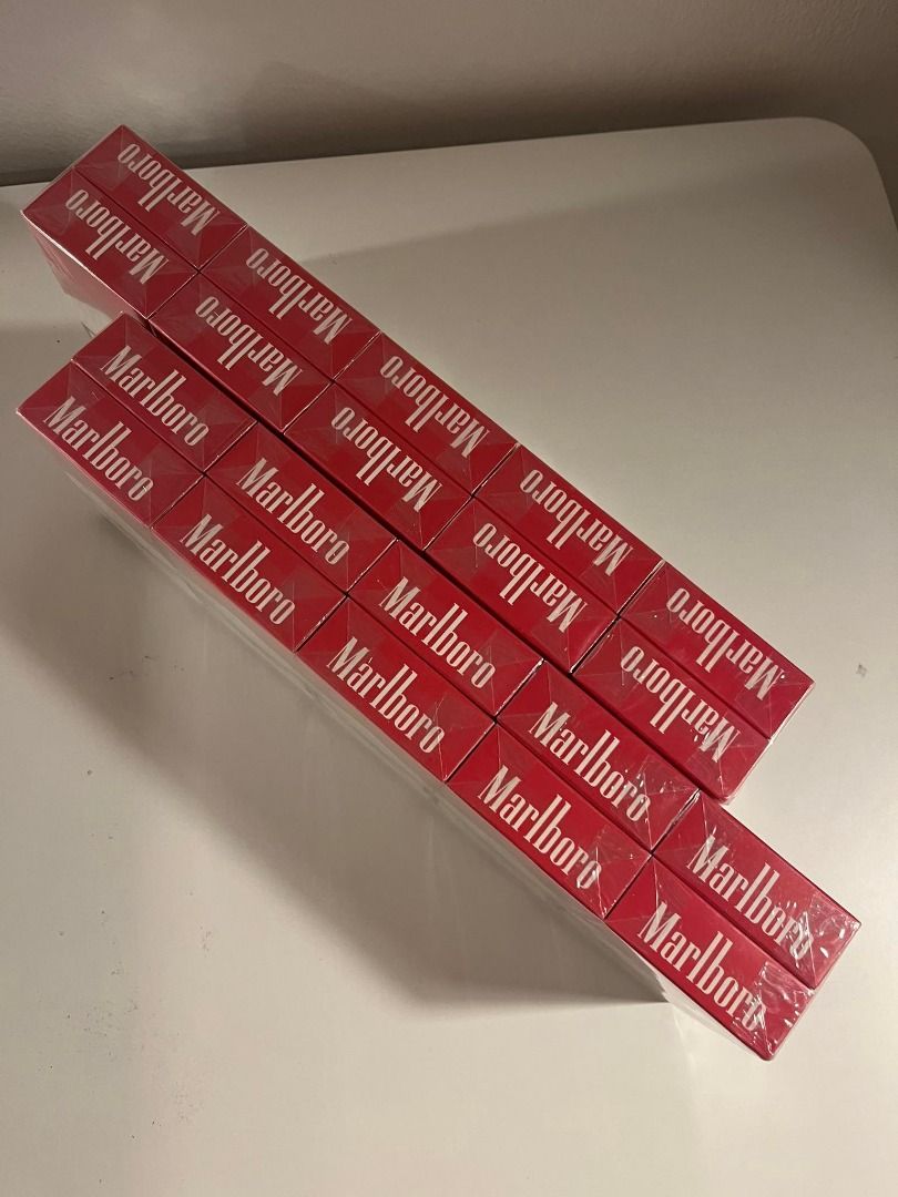 Marlboro Red Cigarette Ream (1 left), Beauty & Personal Care, Oral Care ...