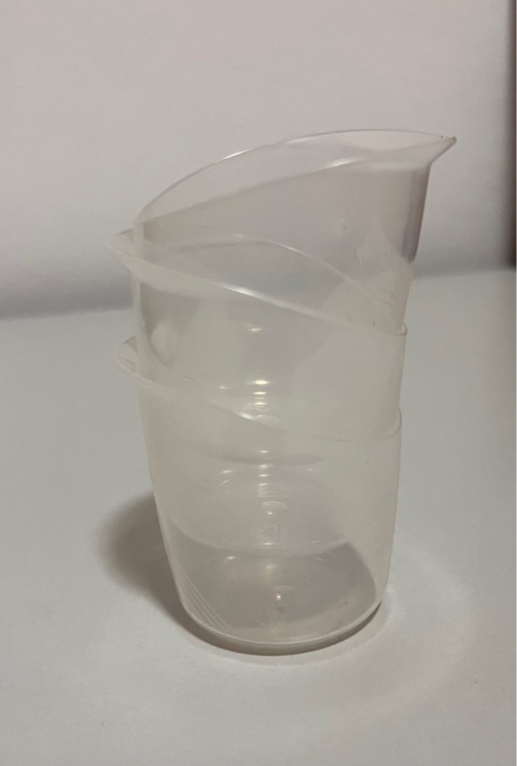 MEDELA milk feeding cups, Babies & Kids, Nursing & Feeding ...