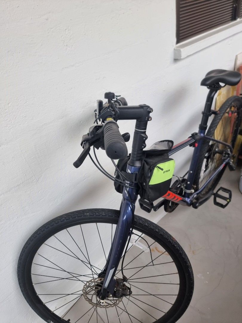 Giant Escape 2 Hybrid Bike, Sports Equipment, Bicycles & Parts ...