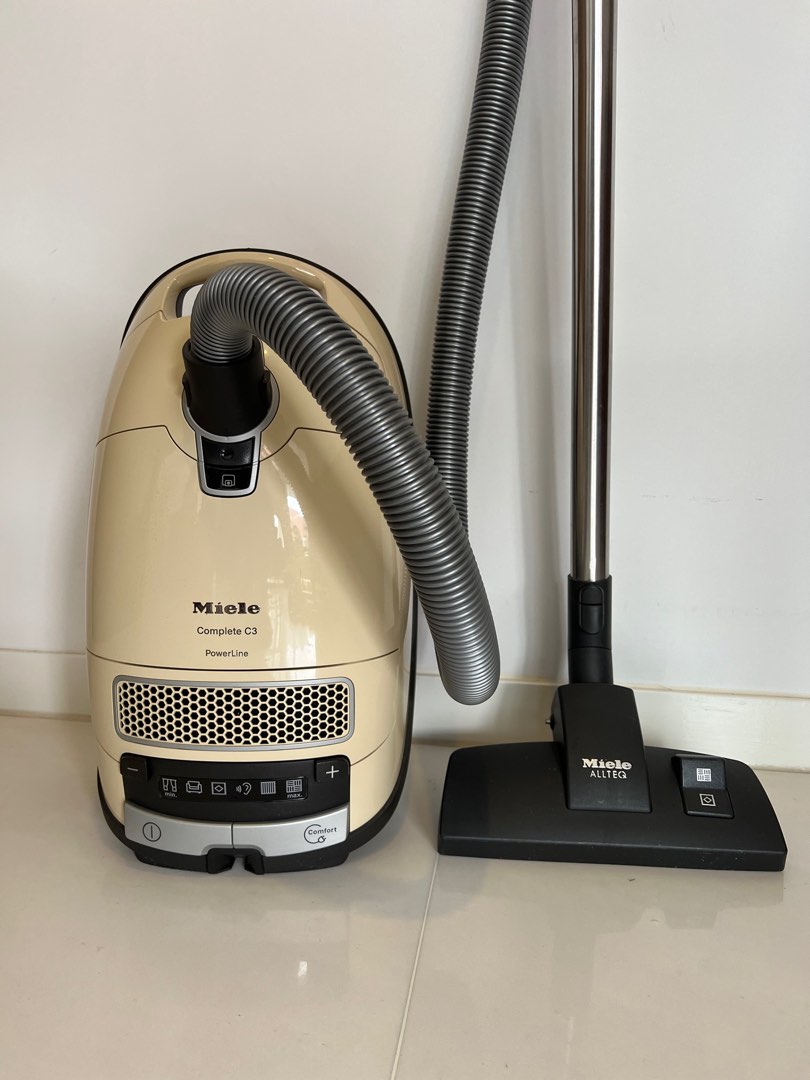 miele complete c3 Vacuum Cleaner, TV & Home Appliances, Vacuum Cleaner ...