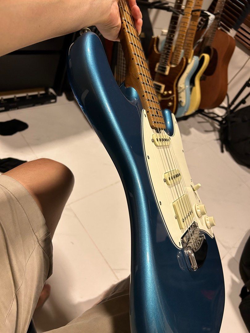 Music Man Cutlass, Hobbies & Toys, Music & Media, Musical Instruments ...