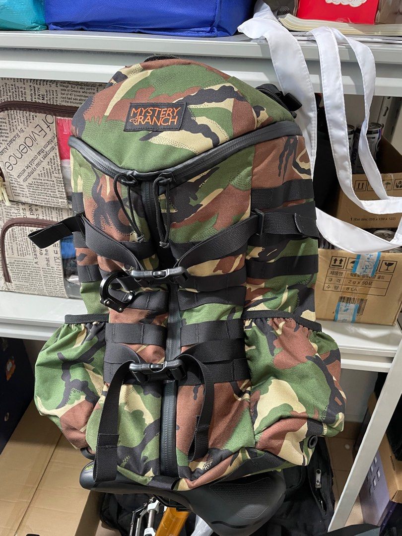 Mystery ranch 2 day assault backpack DPM CAMO, Men's Fashion, Bags ...