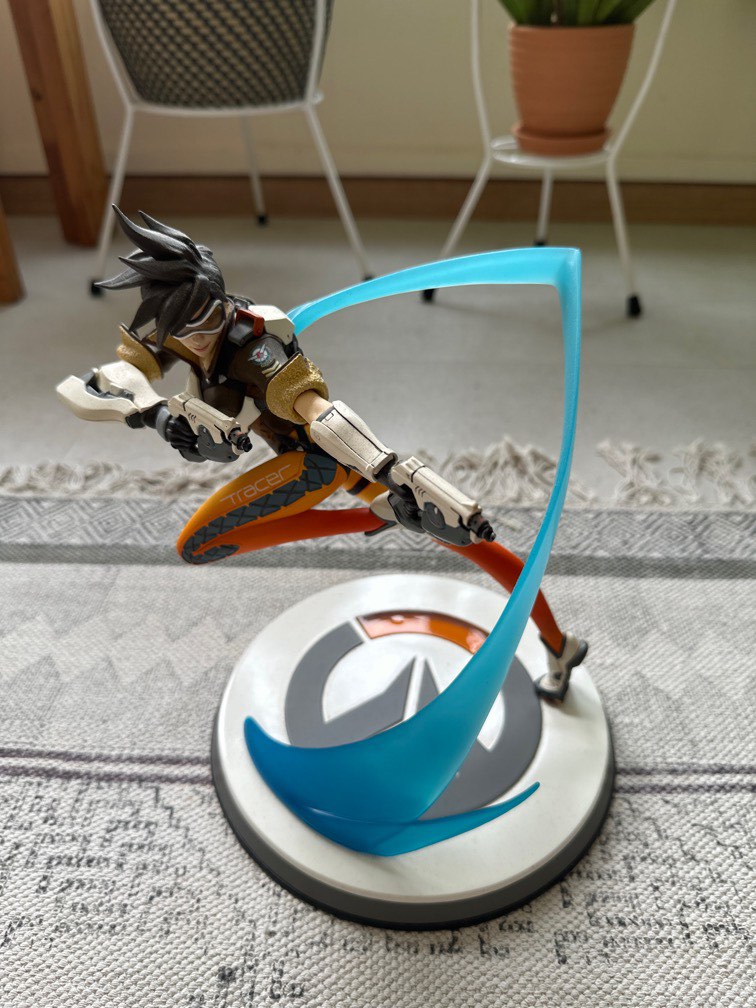 Overwatch Tracer Figurine (box included), Hobbies & Toys, Toys & Games ...