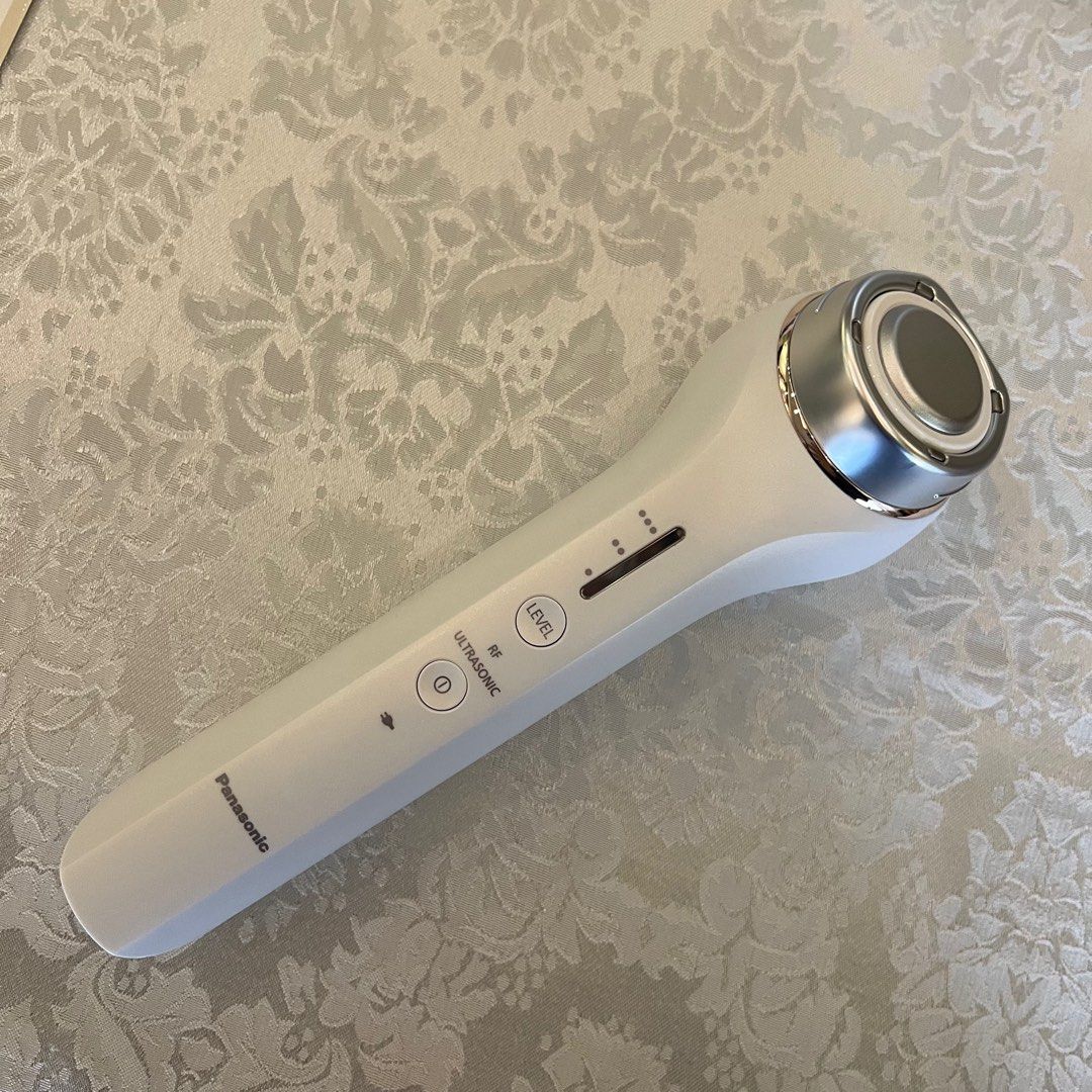 Panasonic RF超聲波緊緻器 EH-XR10, 美容＆化妝品, 健康及美容 - 皮膚護理, 面部 - 面部護理 - Carousell