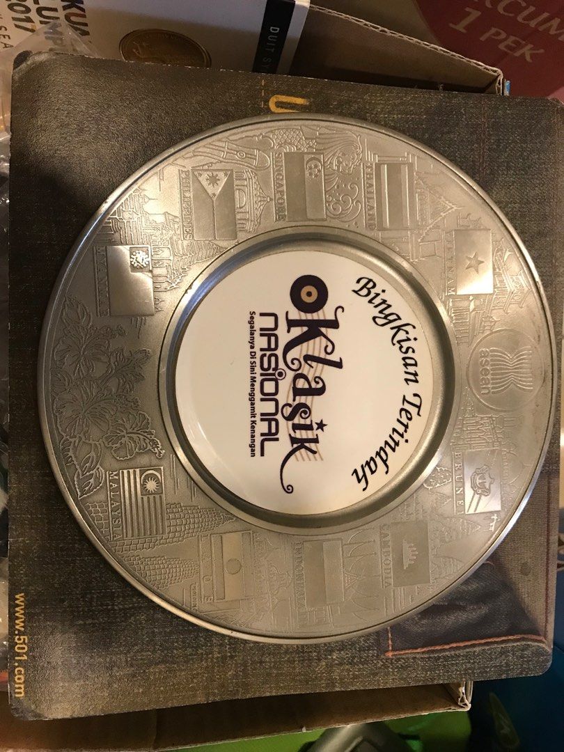 Pewter Radio Klasik Nasional, Hobbies & Toys, Collectibles ...