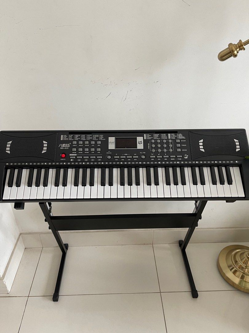 Piano keyboard 61 key, Hobbies & Toys, Music & Media, Musical ...
