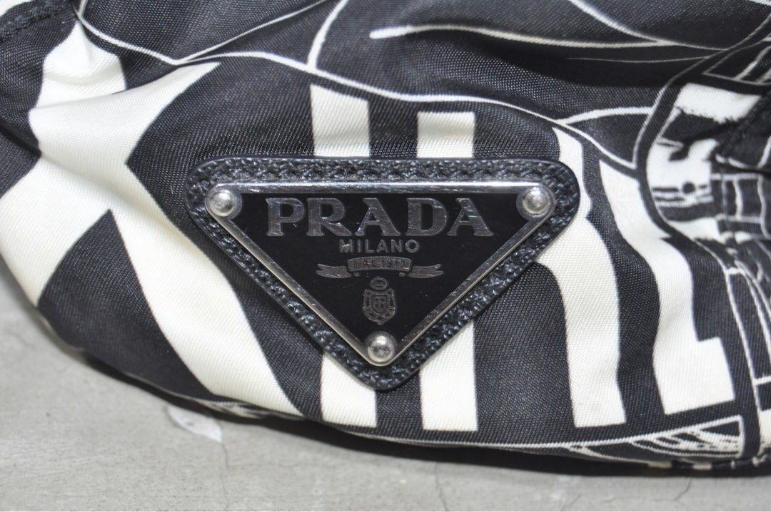 Prada - James Jean - S/S 18 - Comic Shopping Tote, Luxury, Bags ...