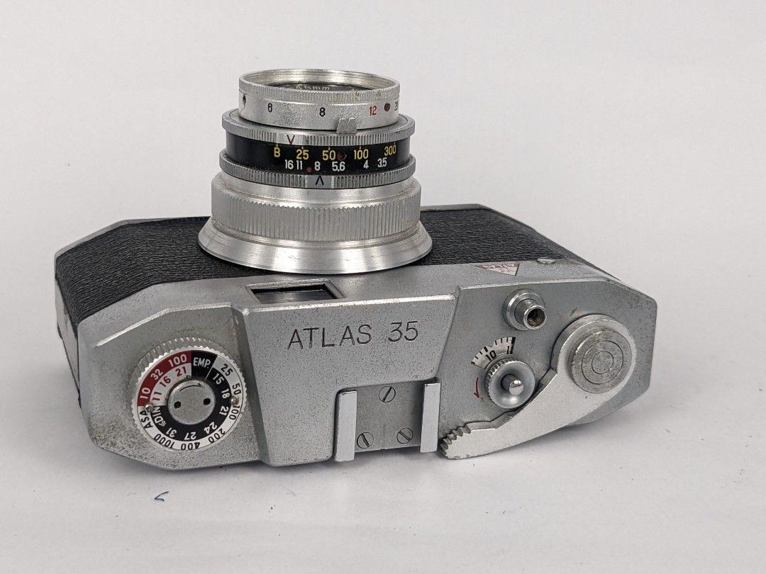Prop vintage camera Atlas 35, Photography, Cameras on Carousell