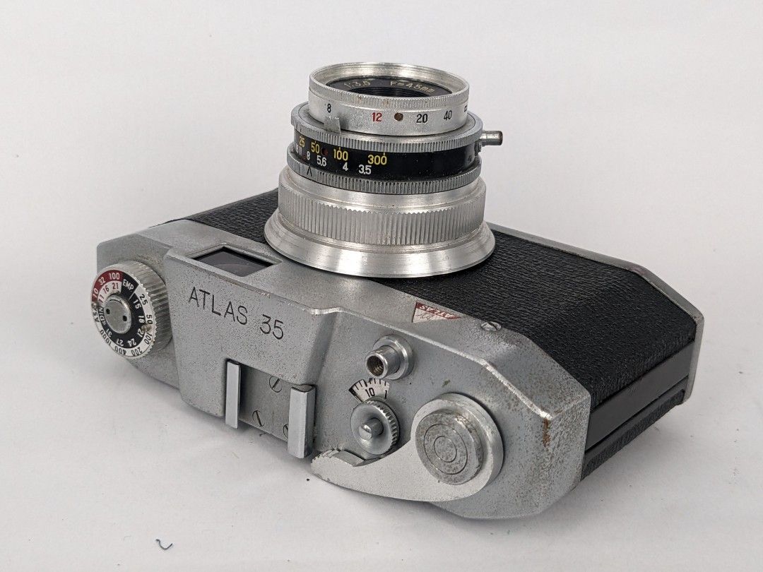 Prop vintage camera Atlas 35, Photography, Cameras on Carousell