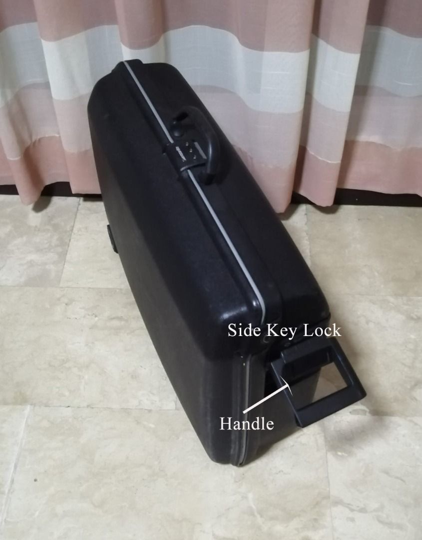 SAMSONITE 29inch Oyster Luggage Bag, Black, Hobbies & Toys, Travel ...