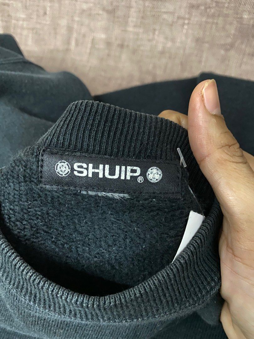Shuip Logo Sulam Sweatshirt, Men's Fashion, Coats, Jackets and ...