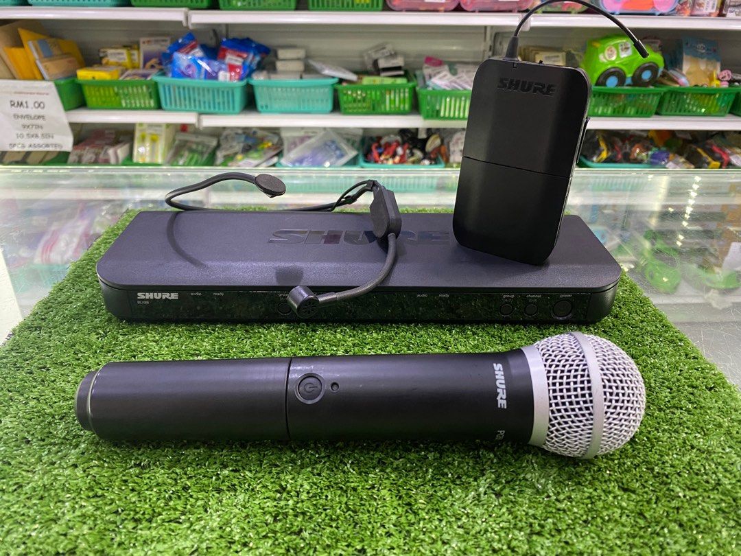 SHURE BLX88 M17 Microphone Wireless, Audio, Microphones on Carousell