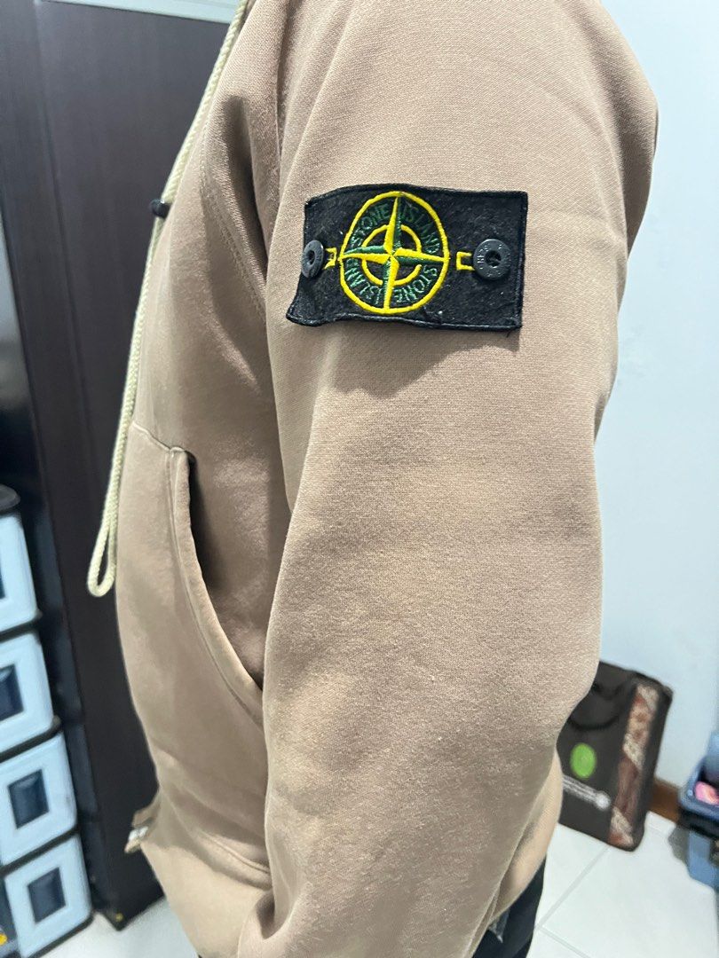 Stone island vintage, Fesyen Pria, Pakaian , Baju Luaran di Carousell
