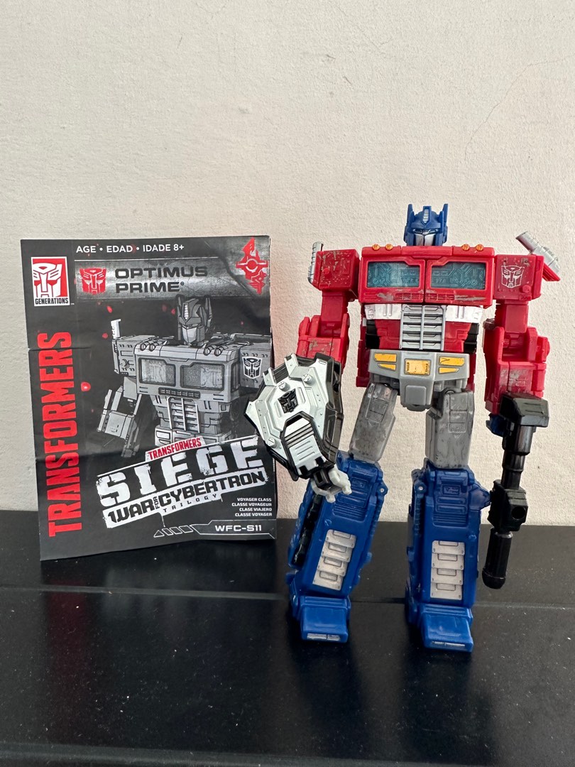 Transformers Optimus Prime (WFC-S11), Hobbies & Toys, Toys & Games on ...