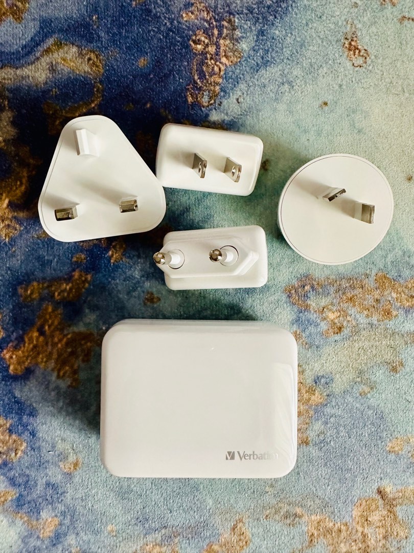 Verbatim Multi Adapter Power Charger for MacBook, Computers & Tech ...