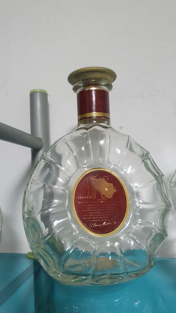 Vintage VSOP/ Remy Martin/Hennessy empty wine bottle with special ...
