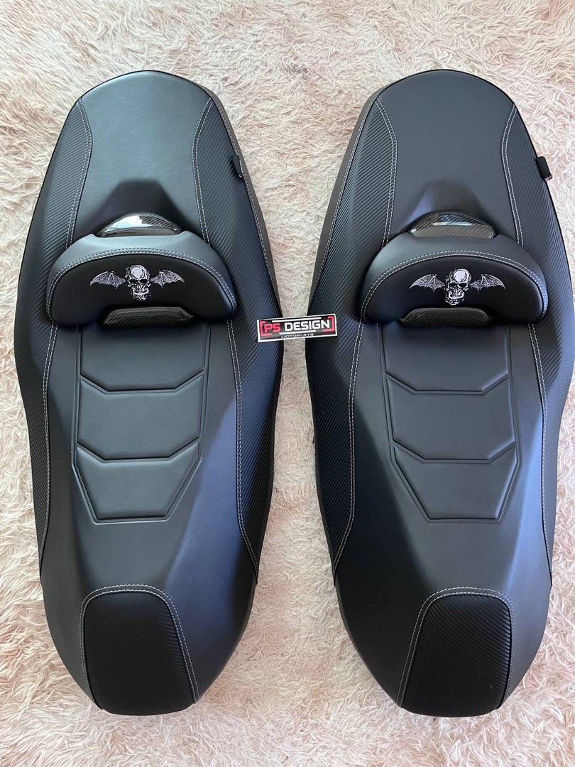 Yamaha Xmax sports seat with carbon. Custom avenged sevenfold ...