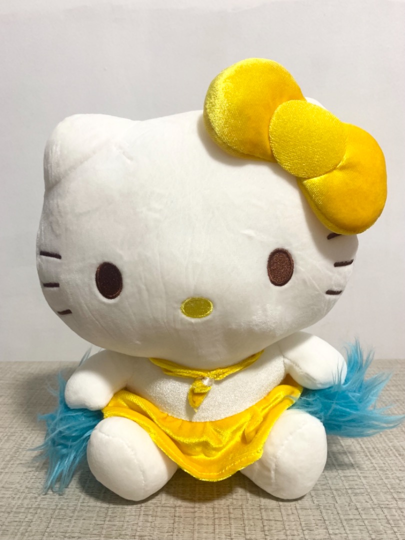 Yellow Cheerleader hello kitty plush toy plushie, Hobbies & Toys, Toys ...