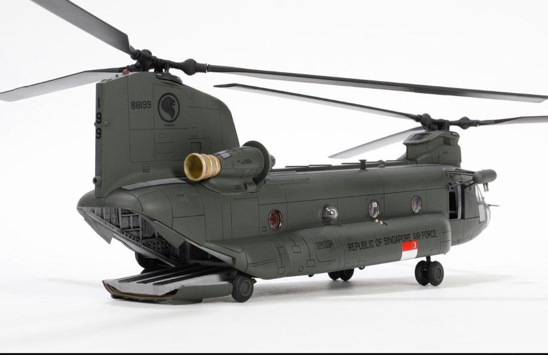 (IN STOCK) 1:72 DIECAST CH47 RSAF HELICOPTER, Hobbies & Toys ...
