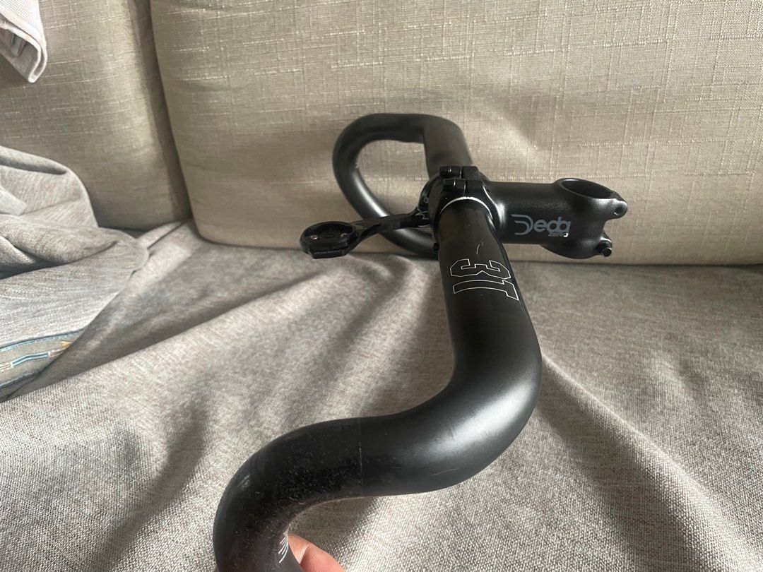 3T Ergonova Team Stealth carbon drop bar with Deda zero stem and moon ...