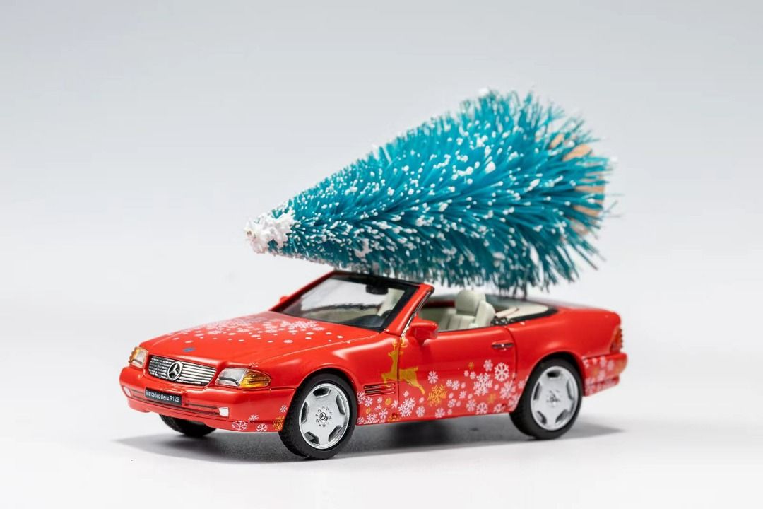 [預訂] GCD DCT 1:64 平治 Mercedes-Benz SL500 左軚版 (聖誕版) (特別版彩盒，贈送聖誕樹配件 ...