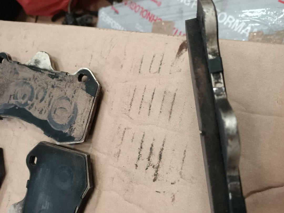 brake pad Ap racing cp7040 dixcel type Z, Car Accessories, Accessories ...